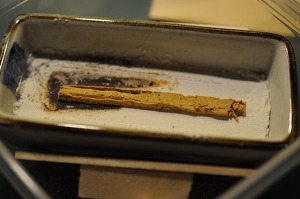 Burning Incense Powders as trails without Makko - KyaraZen